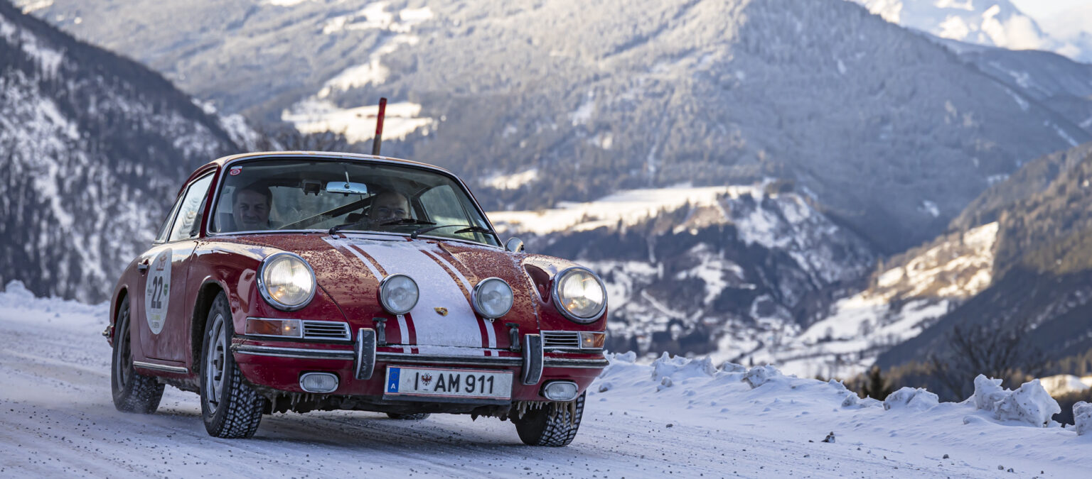 Home - Classic Driving Tours with Classic Travelling